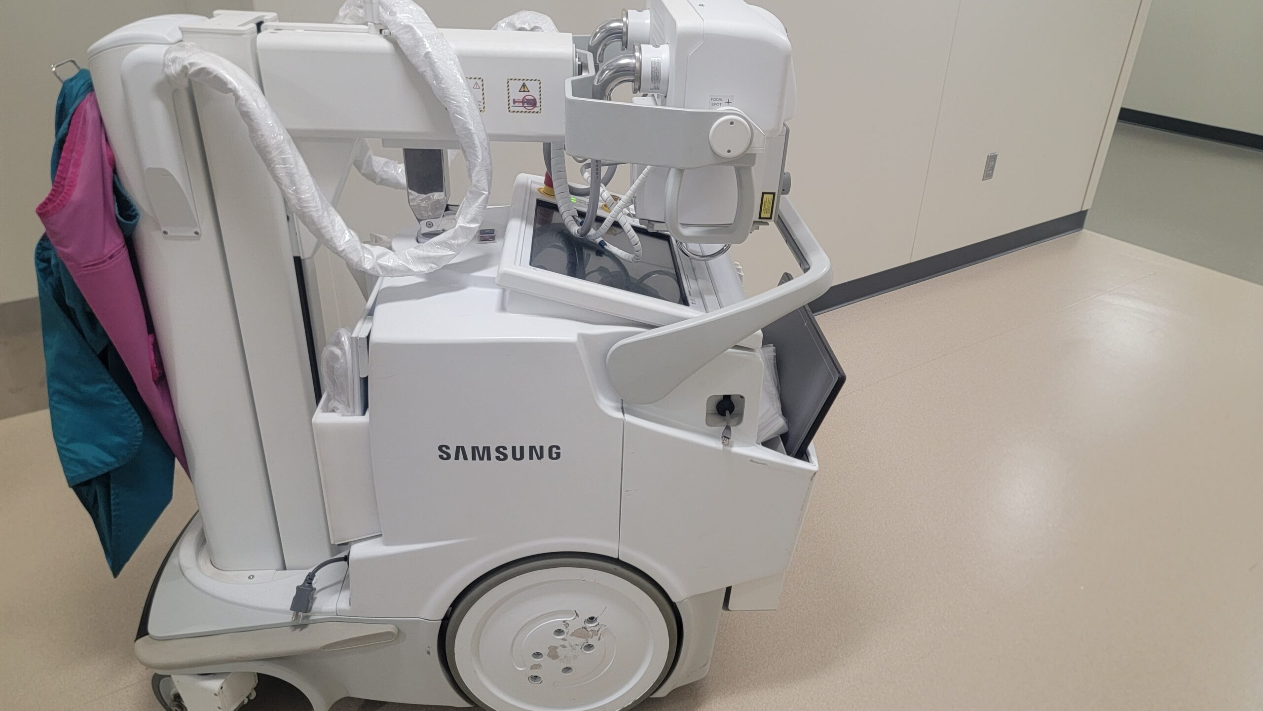 2015 Samsung Portable DR Unit GM60 Digital X-ray system with flat panel ...